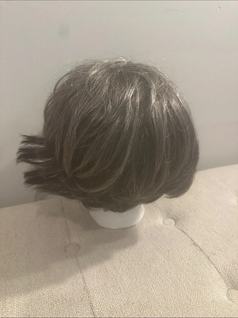 Diahann Carroll | Hair | Classic Short Layered Womens Wig In Dark ...